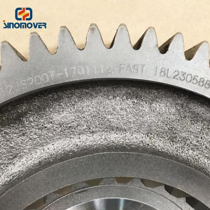 Shaanxi FAST Gearbox With Two Axles And Four Gears For SINOTRUK Spare ...